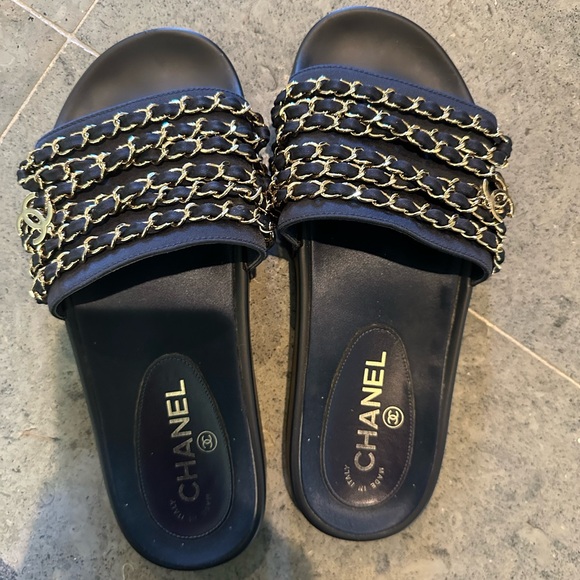 Shoes | Chanel Navy Chain Detail Slide | Poshmark